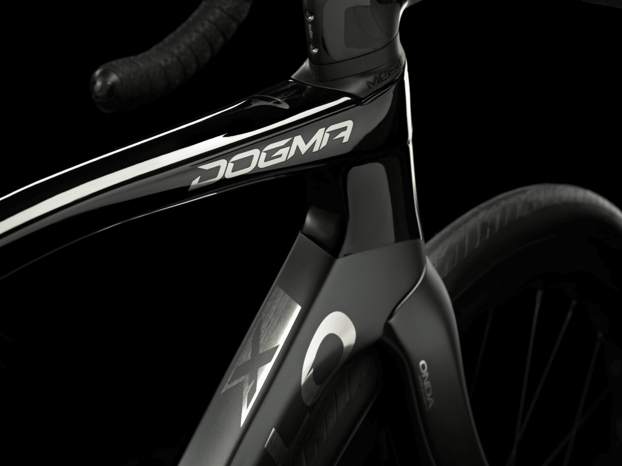 Pinarello lance le nouveau Dogma X et une toute nouvelle gamme ! | Top Vélo